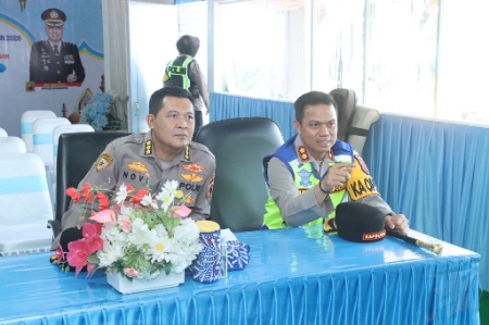 Cek Pengamanan Mudik, Karo SDM Polda Jateng Tinjau Pos Terpadu Alun ...